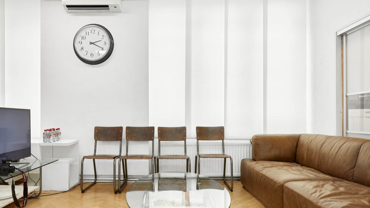 We are a leading casting agency from Prague | stopcasting